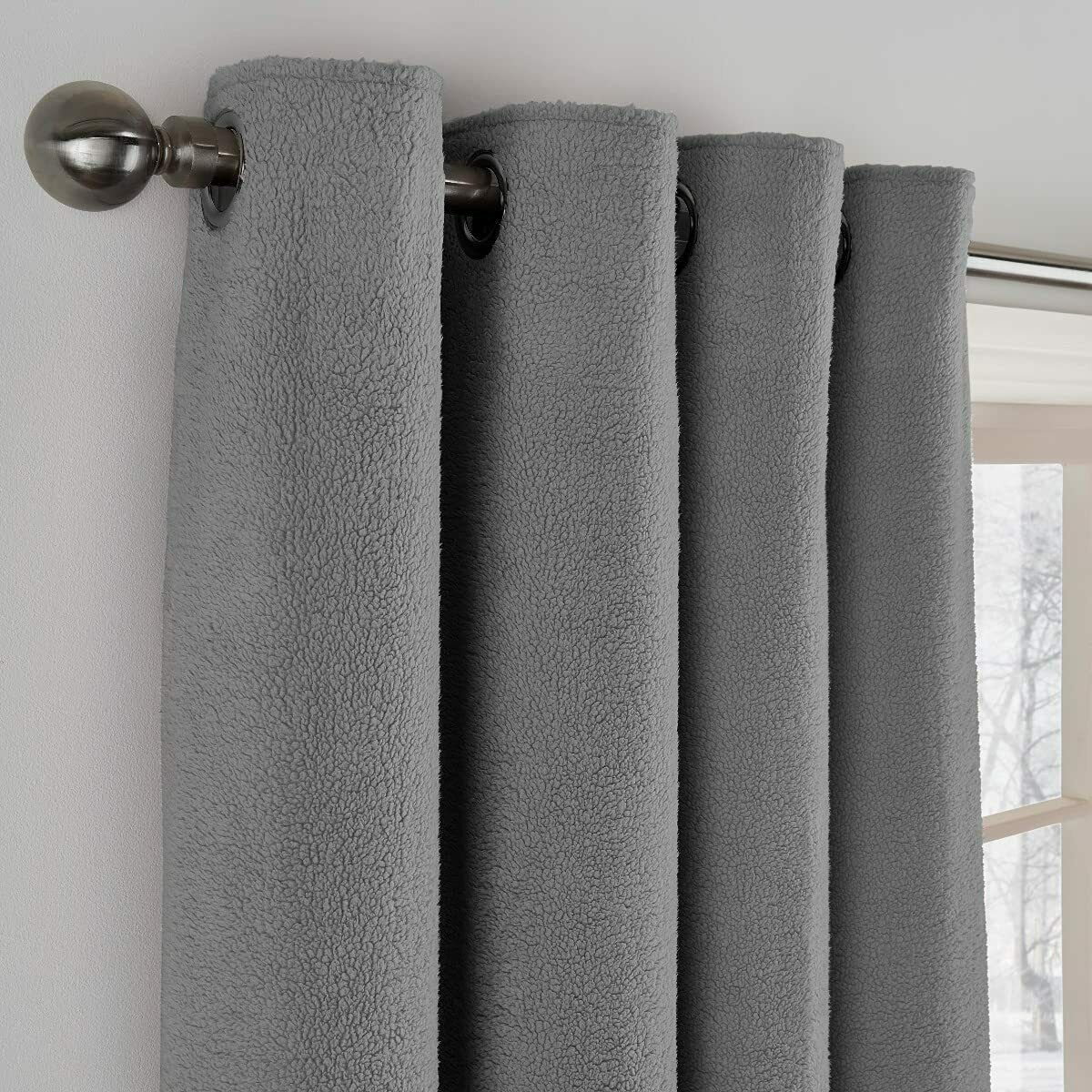 Thermal Teddy Fleece Ring Top Curtain Pair – Signature Textiles